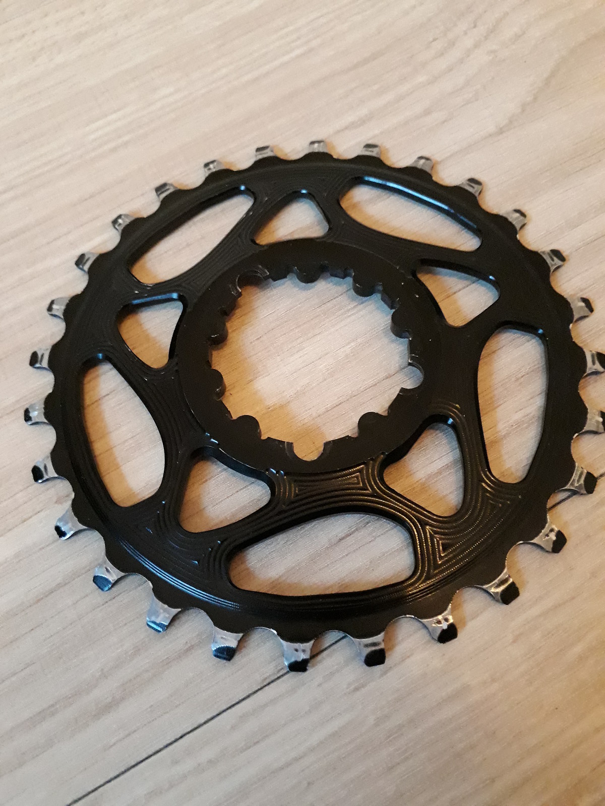 Absolute Black Kettenblatt rund, 28T, SRAM GXP Direct Mount | Bikemarkt ... Absolute Black Kettenblatt rund, 28T, SRAM GXP Direct Mount | Bikemarkt ...