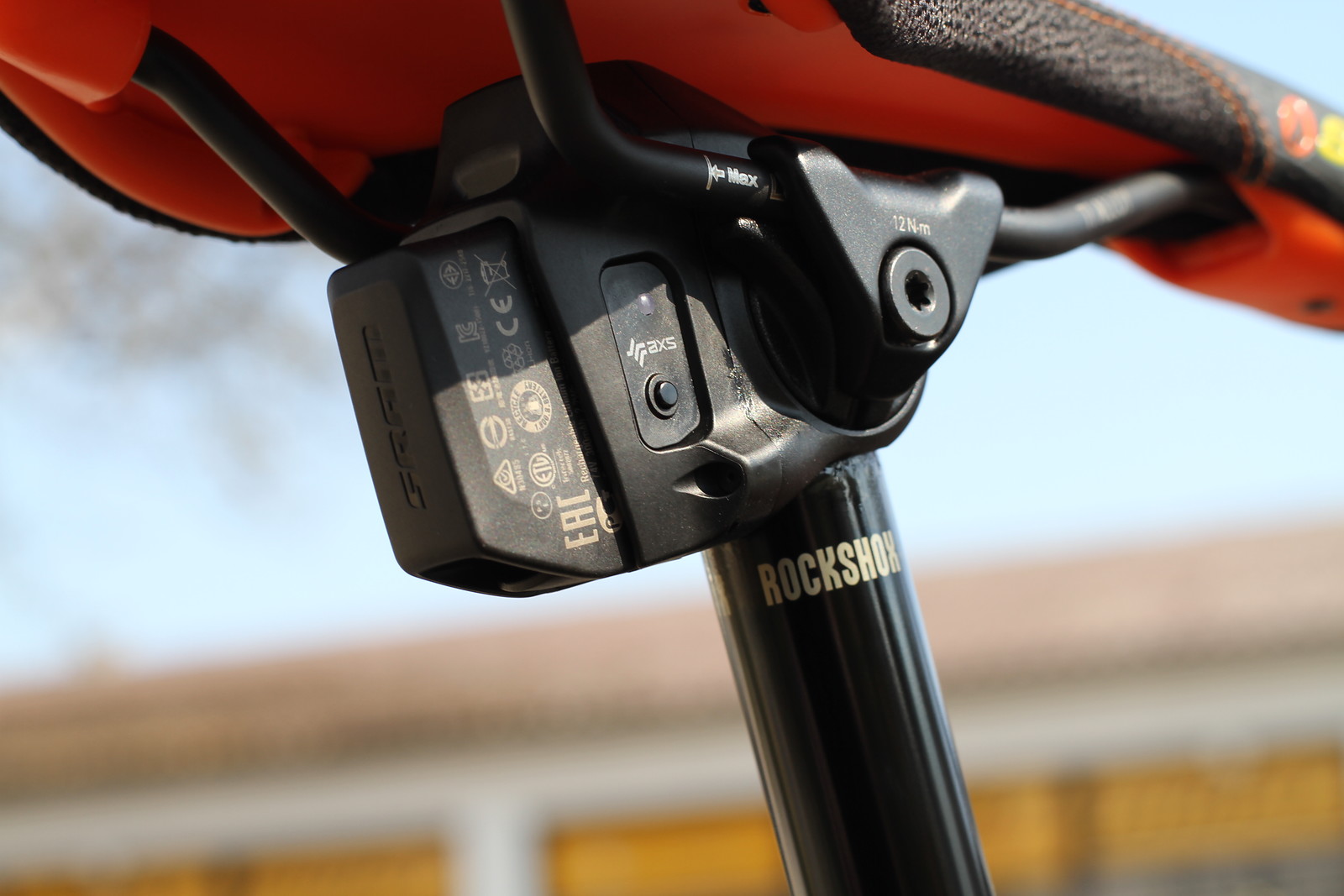 SRAM Reverb AXS | Bikemarkt.MTB-News.de SRAM Reverb AXS | Bikemarkt.MTB-News.de